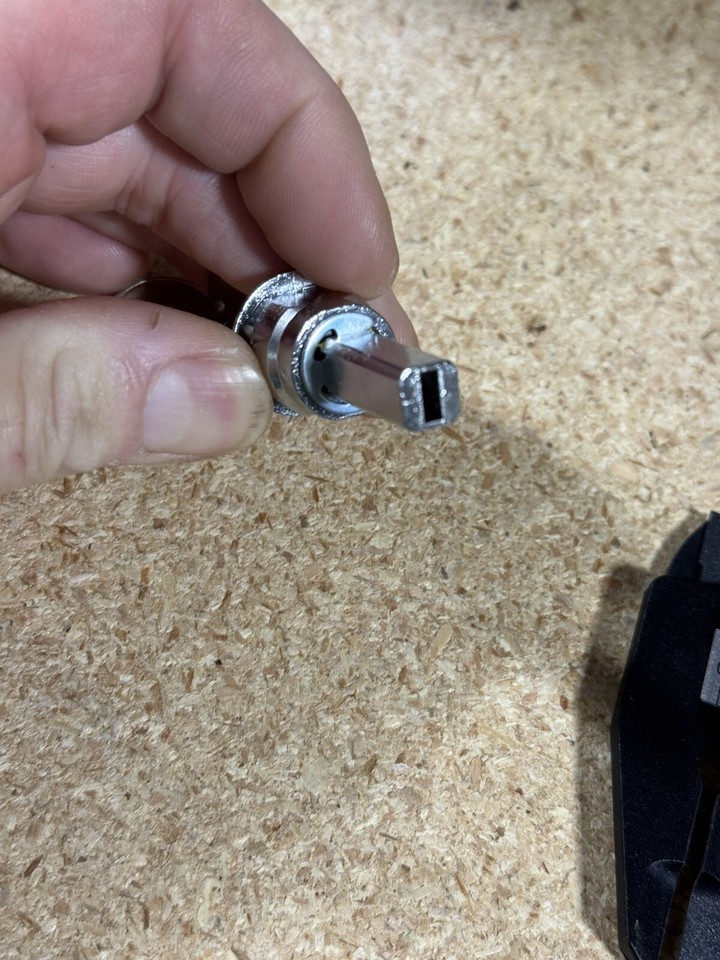 B02 Husky Craftsman Tool Chest Box Replacement Lock Cylinder Key B01 ...