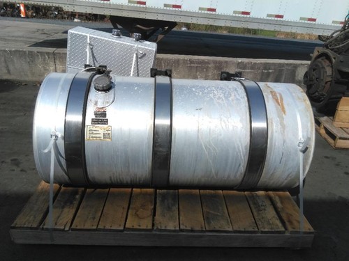 MACK CXU613 2008-2018 FUEL TANK 3656005 | eBay