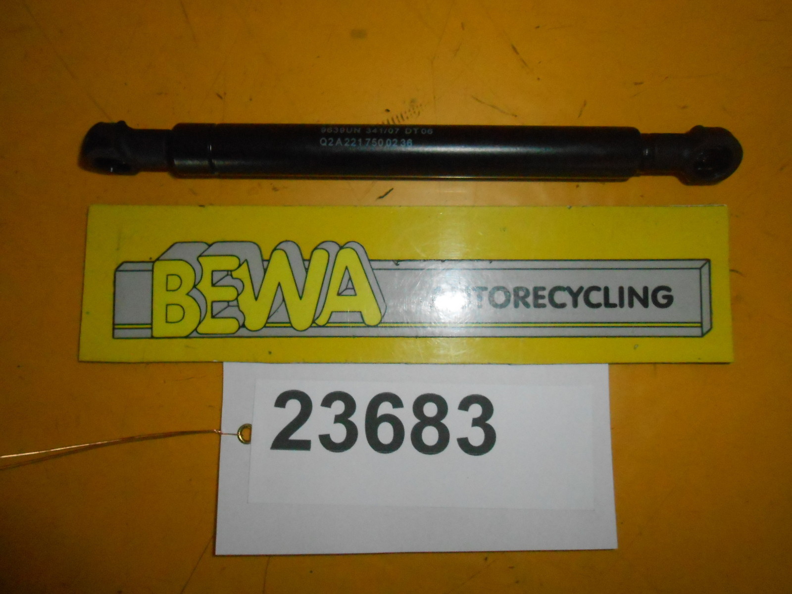 Heckklappendämpfer Mercedes W221 A2217500236 Nr.23683 | eBay