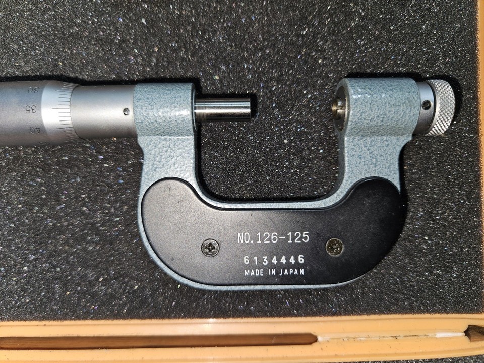 Mitutoyo 126-125 Interchangeable Anvil Screw Thread Micrometer 0 - 25mm ...