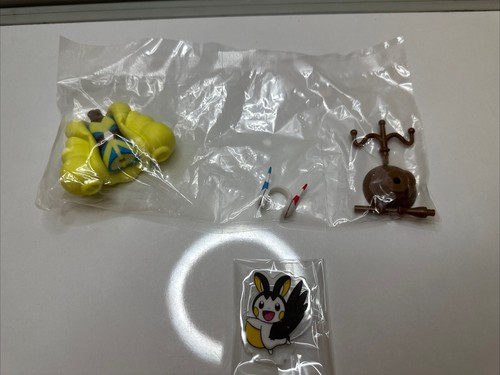Pokemon Trainer Outfit Figurines EMOLGA MINIATURE TORSO No Box Sealed ...