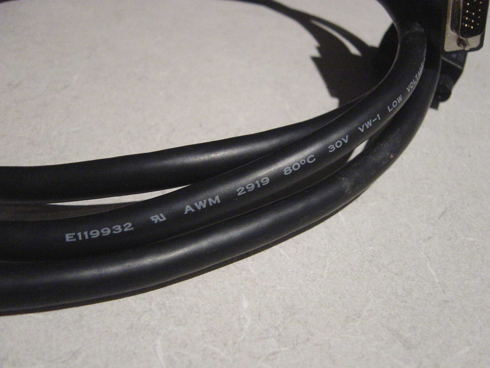 EC. 2m - DB15 - E119932 SVGA Cable - Male to Male - (USED) | eBay Australia