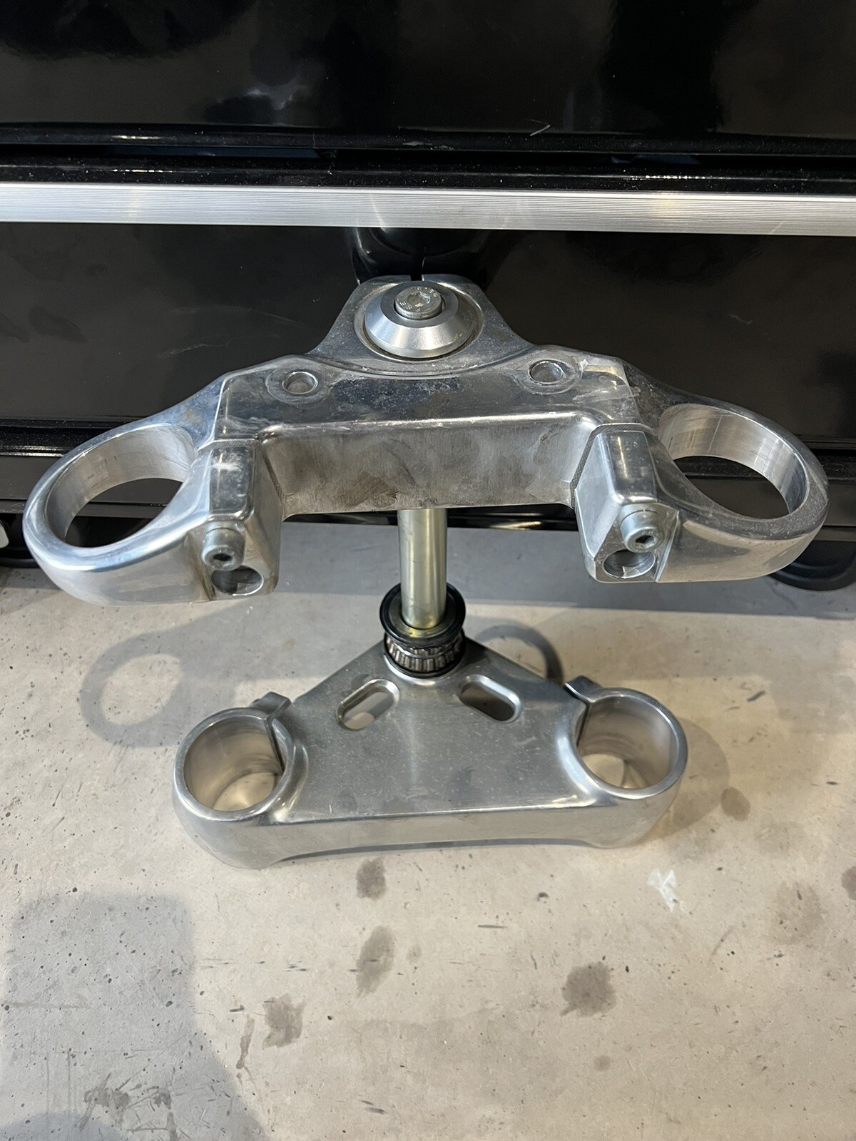 Harley Davidson VROD Muscle Night Rod Special triple tree clamps yokes ...