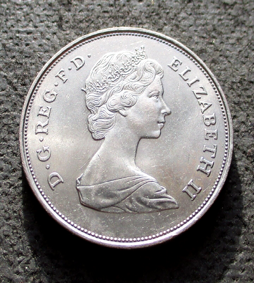 COMMEMORATIVE COIN UNITED KINGDOM 1 CROWN 1981 QUEEN ELIZABETH II ROYAL ...