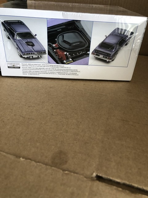 Revell 1971 Plymouth Hemi Cuda Model Kit (85-2943) for sale online | eBay