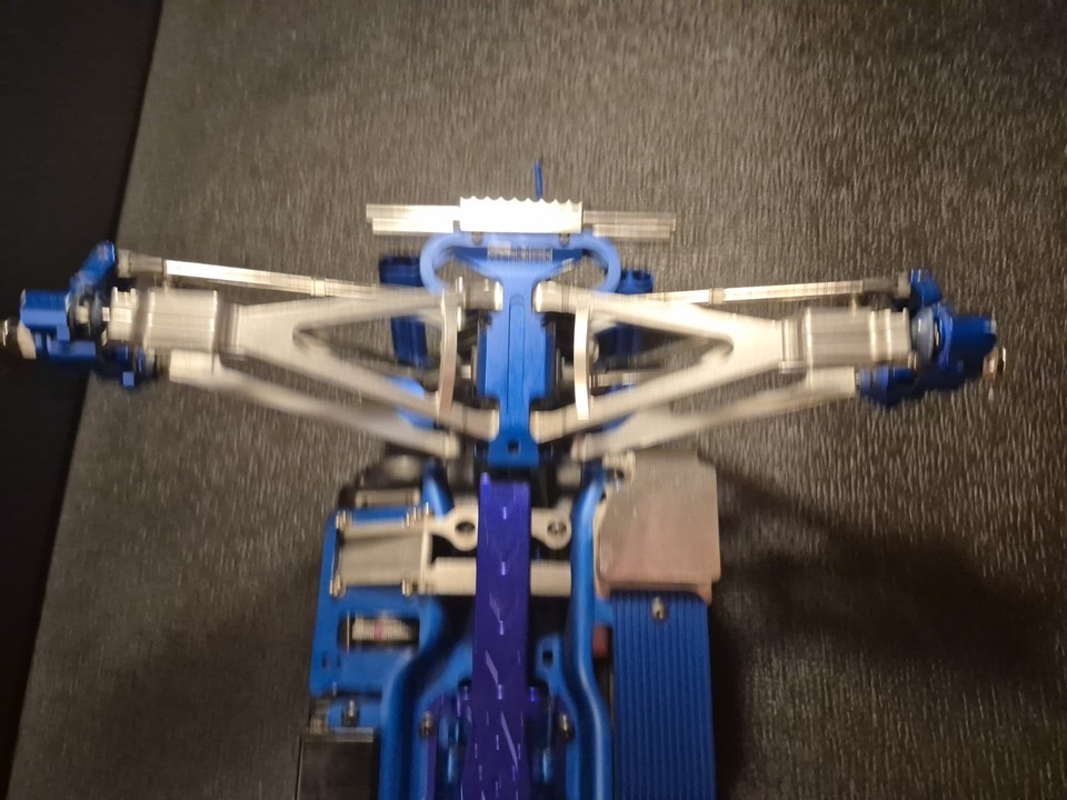 TRAXXAS REVO RD LOGICS SHOW TRUCK ALL ALUMINUM NITRO 3.3 SHELF QUEEN 1/ ...