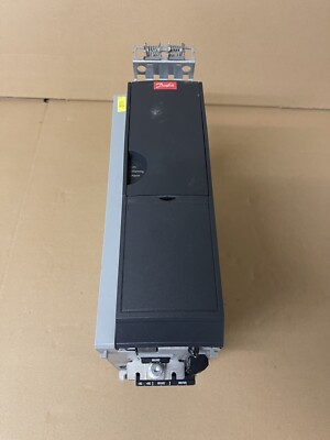 DANFOSS FC-302PK55T5E 0,55KW Frequency Inverter 131B0027 W/O MCA 120 ...