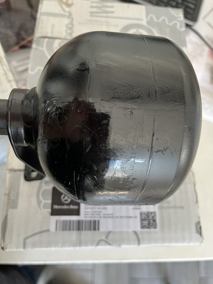 Mercedes Original S500 SL500 R220 R230 Self-Leveling Accumulator ...