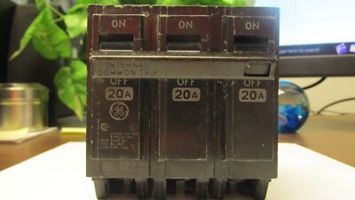 GE THQL (NEW STYLE) 20 Amp 3 Pole 240 volt Plug in THQL Circuit Breaker ...