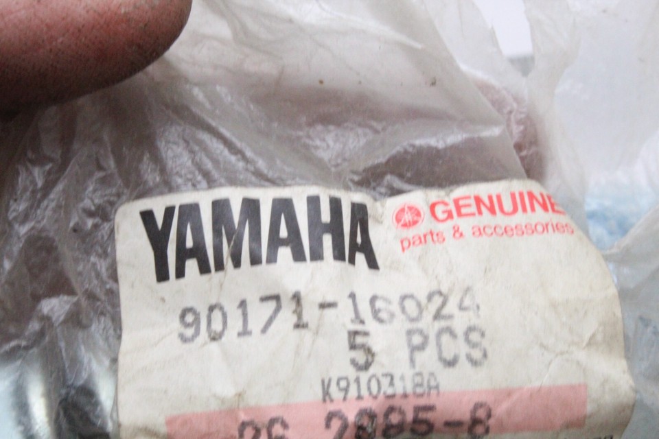 Nos Oem Genuine Yamaha Wheel Nut 90171-16024-00 | eBay