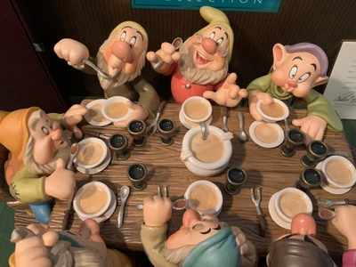 VINTAGE WDCC SOUP'S ON SNOW WHITE & THE | Grelly USA