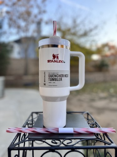 2023 Stanley Mistletoe Twist The Quencher H2.0 Flowstate Tumbler 40oz ...