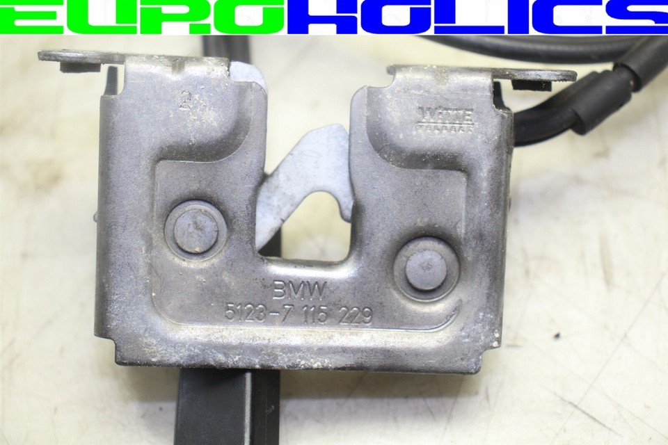 PAIR OEM BMW E63 650i 04-10 Lower Hood Latch Catch Left Right ...