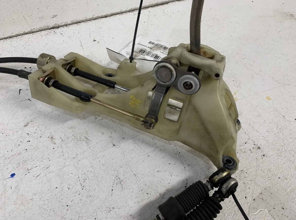 1998-2002 Toyota Corolla manual transmission shifter cable w shift box ...