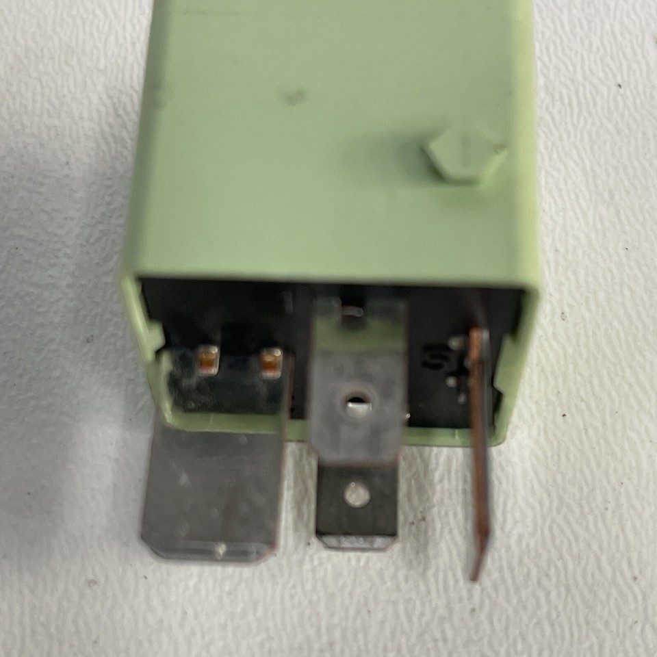 # 644 VW Audi Power Relay - Genuine - 4H0 951 253 🔥🔥🔥🚙 | eBay