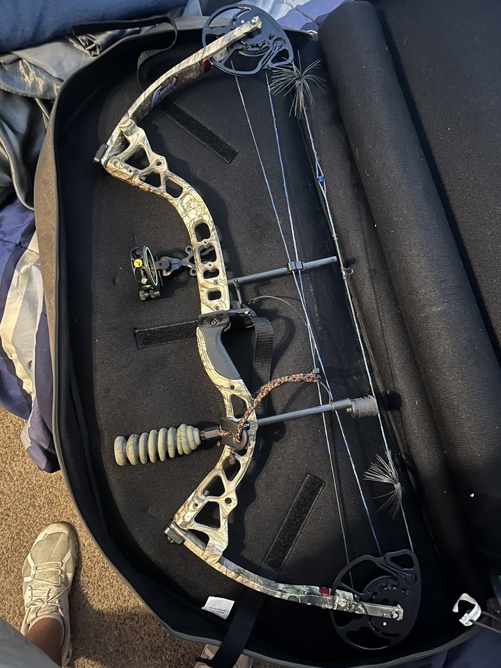 Bowtech Fuel Compound Bow | eBay