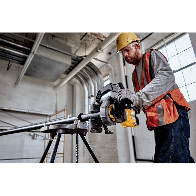 DEWALT Flexvolt 60V Max Pipe Cordless Threader Kit (DCE700X2K) for sale ...