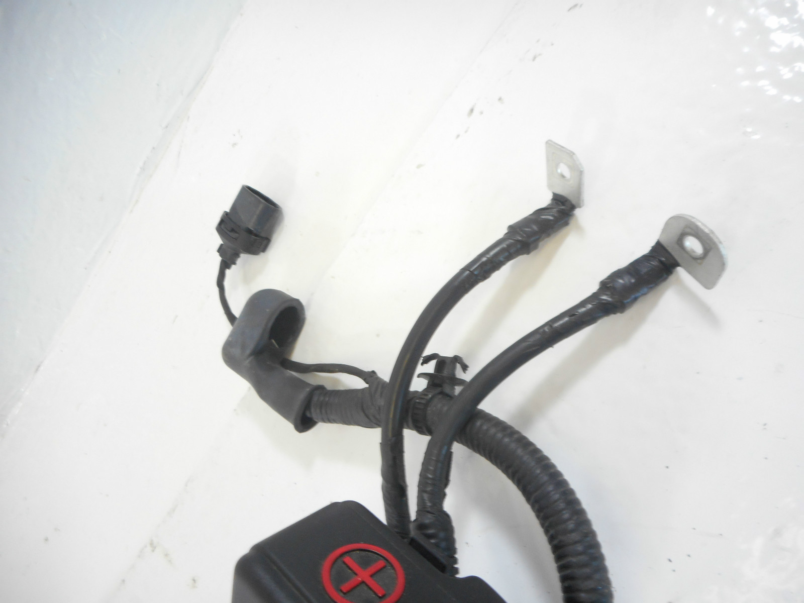 2012 Hyundai Elantra Hybrid 2.0L Battery Positive Cable & Wiring ...