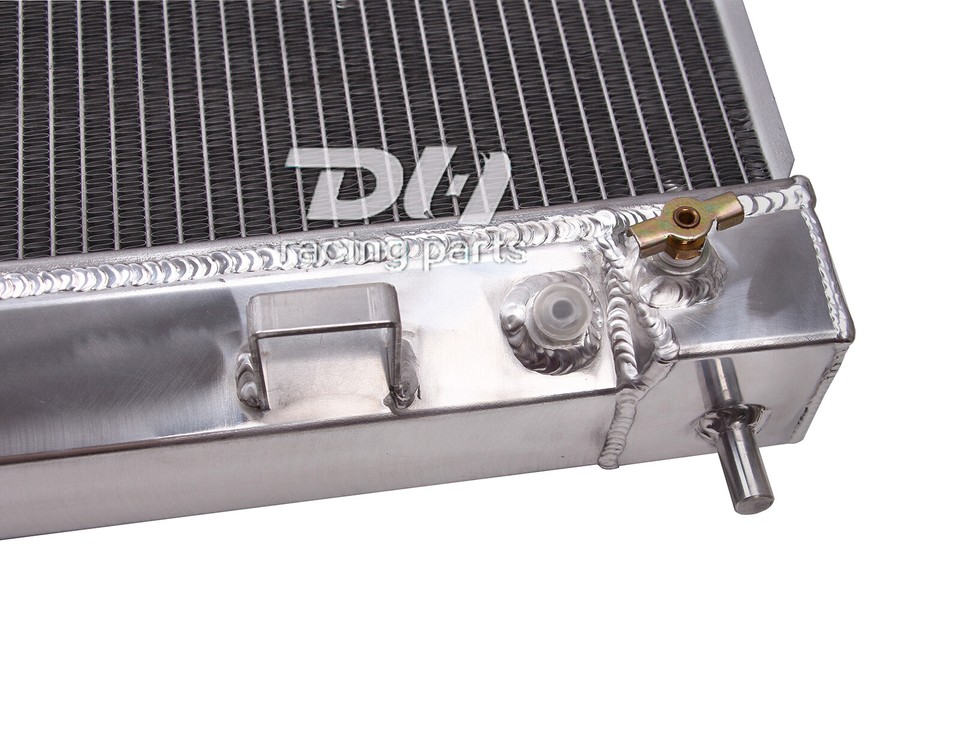 3 Row aluminum radiator Fit Nissan TITAN/ INFINITI QX56 5552CC VK56DE ...