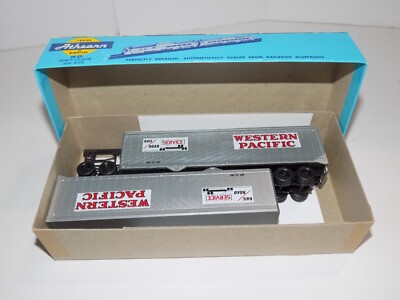 HO Trains Athearn Blue Box #5174 Western Pacific 40' Two Trailer Kit ...