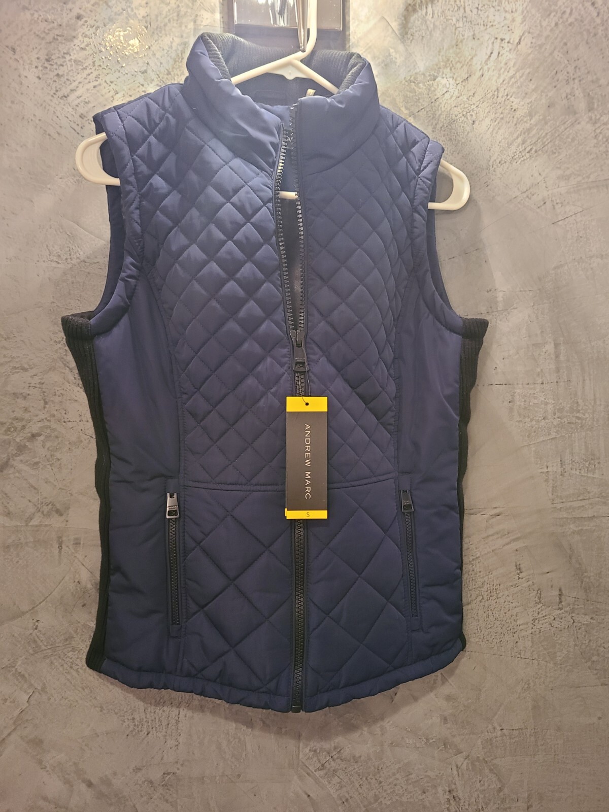 Andrew Marc Women’s Quilted Navy Blue & Black Puffer Vest Size Small | eBay
