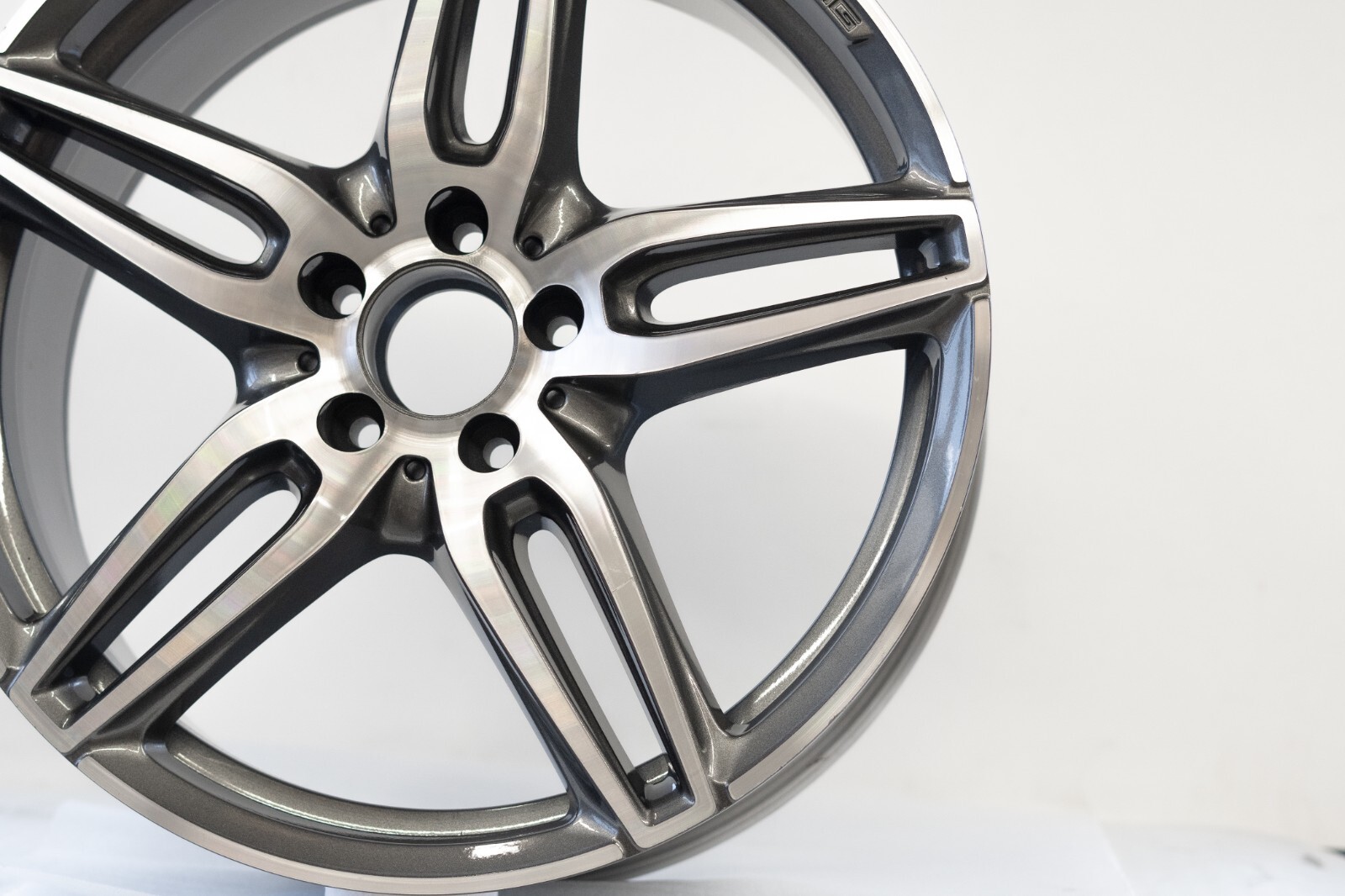 Mercedes E300 E43 AMG 19" inch Front rim OEM 2017 2018 2019 2020 ...