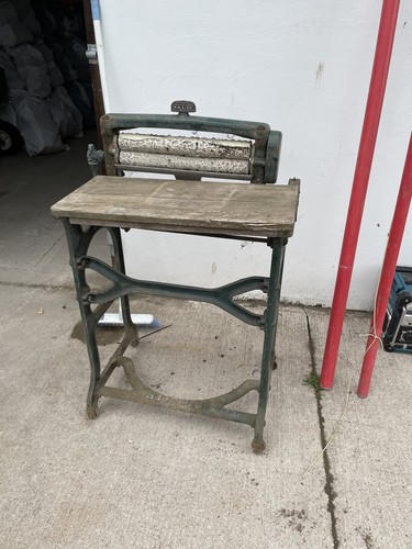 Vintage cast iron pioneer mangle | eBay UK