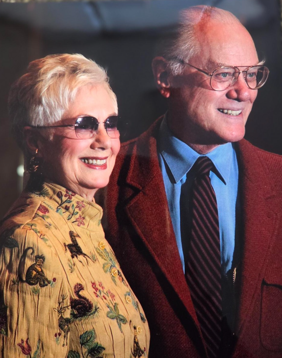 8x10 COLOR PHOTO LARRY HAGMAN SHIRLEY JONES TV ICONS | eBay