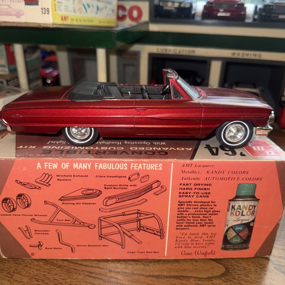 1964 Ford galaxy 500 XL convertible three and one 125 scale by AMT ...