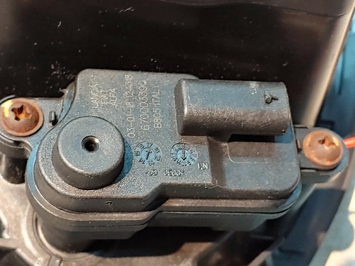 2013-2016 Maserati Quattroporte M156 Genuine Fuel Filler Neck Base ...