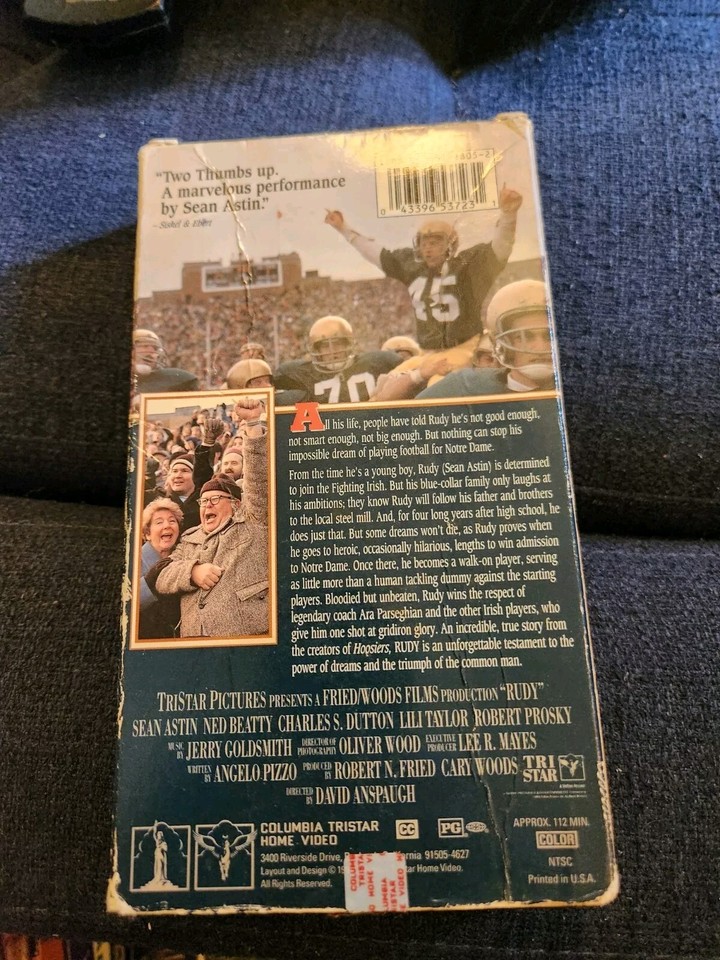 RUDY - (VHS, 1994) - Sean Astin, Ned Beatty, Jon Favreau FAST FREE ...