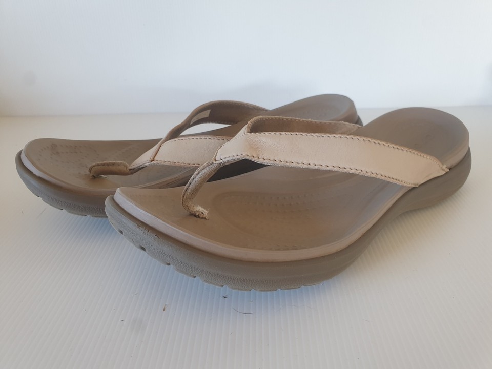 Crocs Capri V Dual Comfort Flip Flops Sandal Beige Size 9 Cushion Slip ...