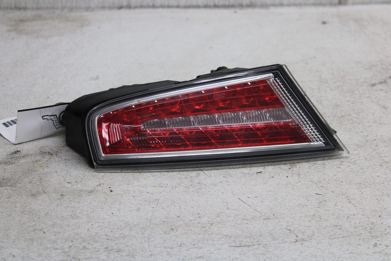 Tail Light Assembly Left QTR PNL MTD DRIVER SIDE 4DR AS SEEN LINCOLN ...