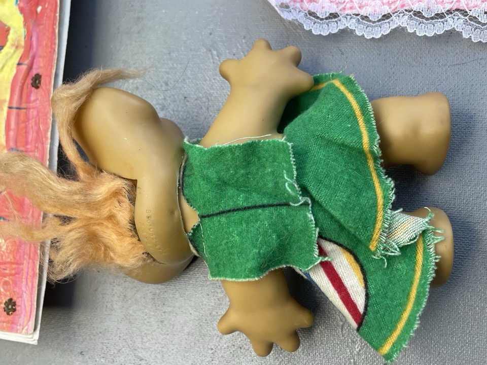 Wishnik Troll Shanty Shack Vinyl Playset Carry Case Vintage | eBay