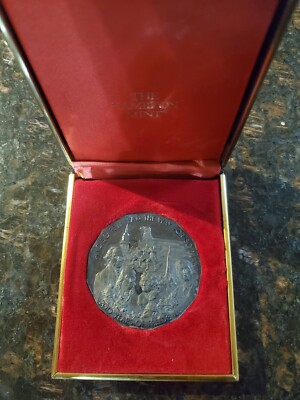 2.9ozSilver Round Celebrating 200 Years of Freedom Hamilton Mint-T .999 ...