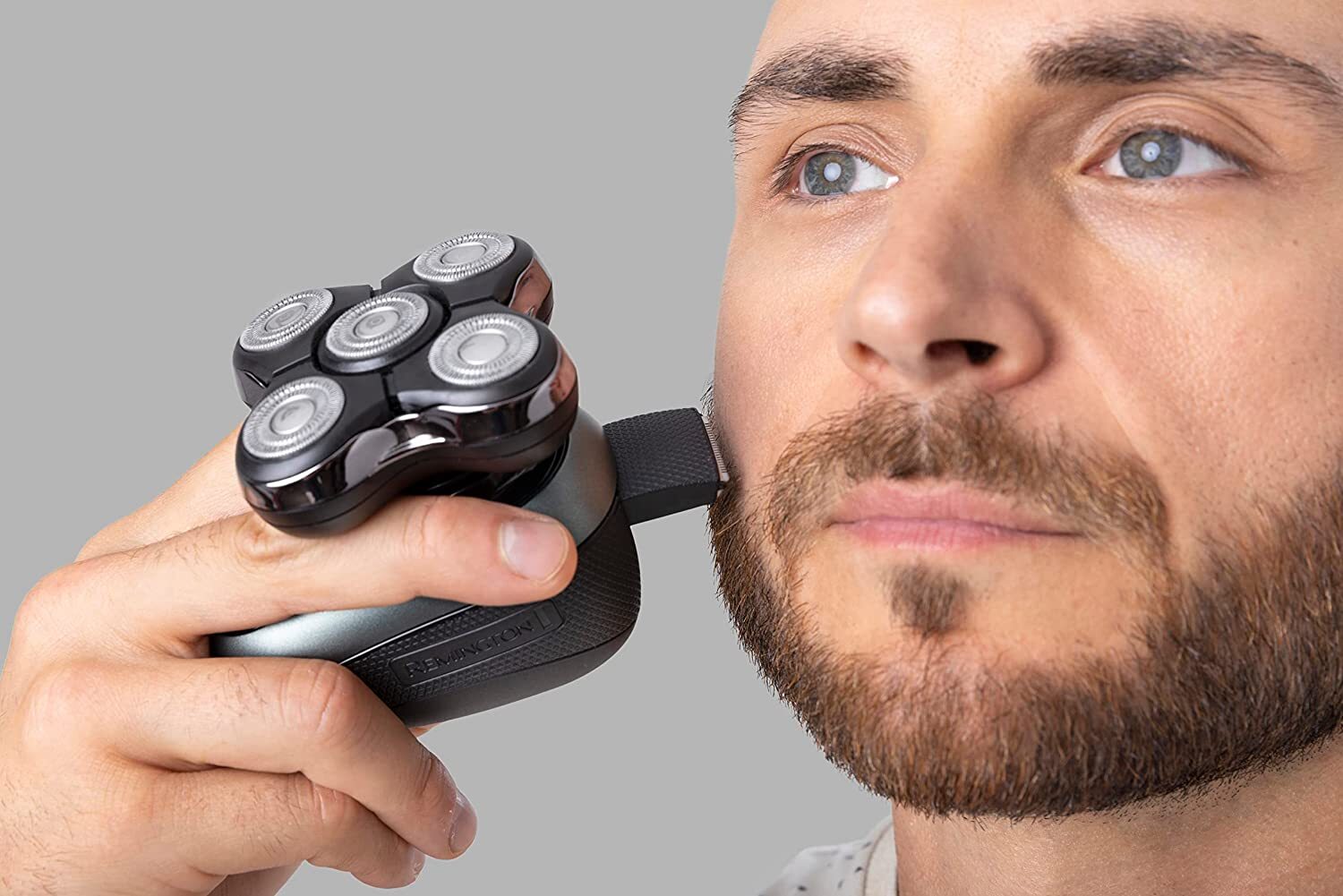 Remington Rx7 Ultimate Series Rechargeable Men's Head Shaver - Black ...