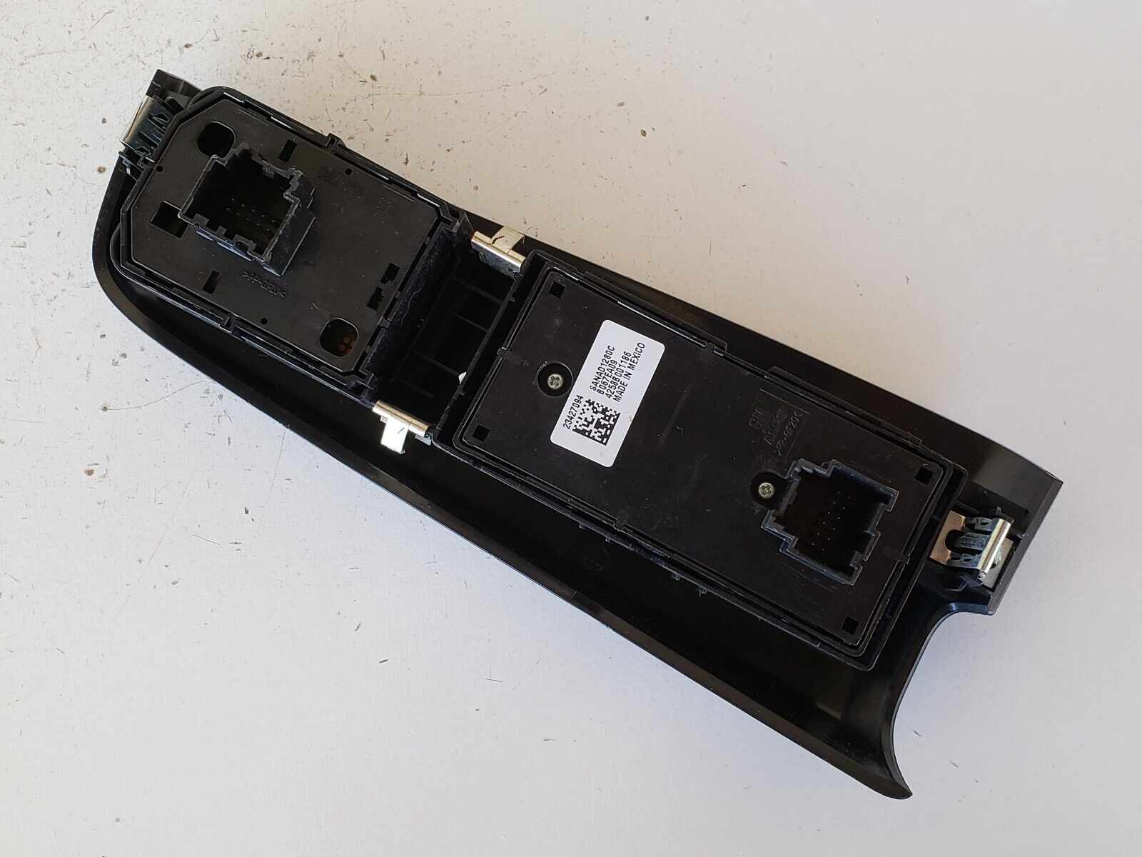 15-18 Chevy Suburban 1500 23427094 Drivers Side Left Master Window ...