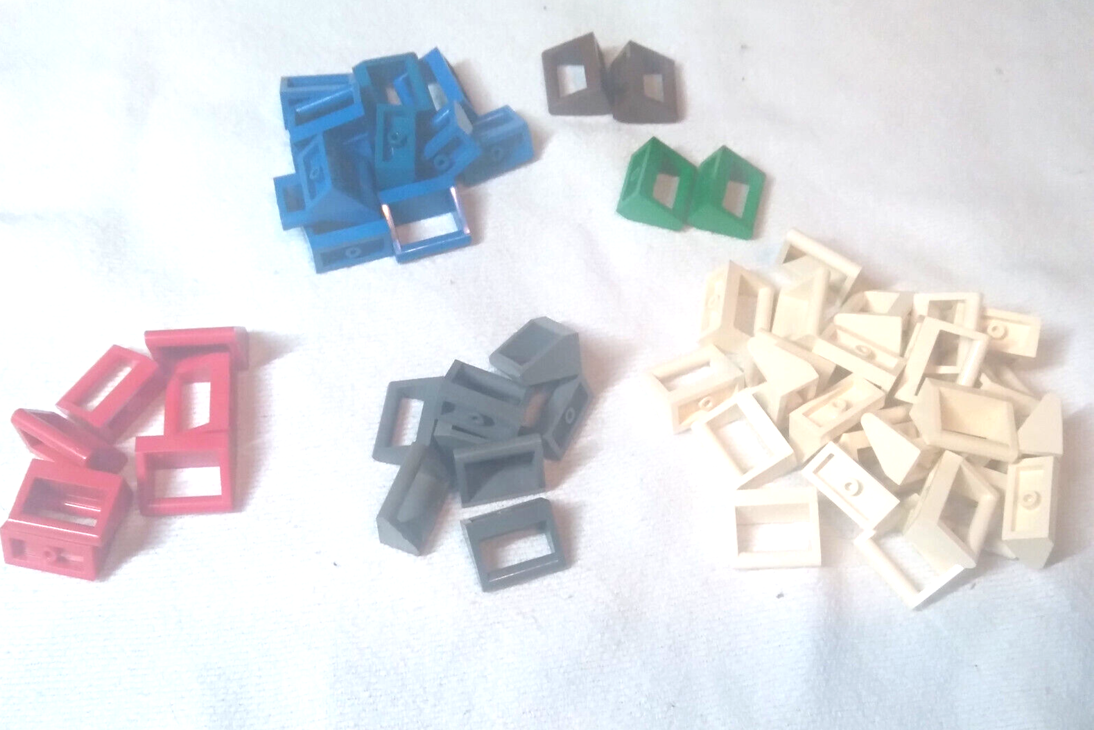 J-1 Lego Lot 57 Modified Tile 1 x 2 Tile w/ Handle 2432 Blue White Red ...