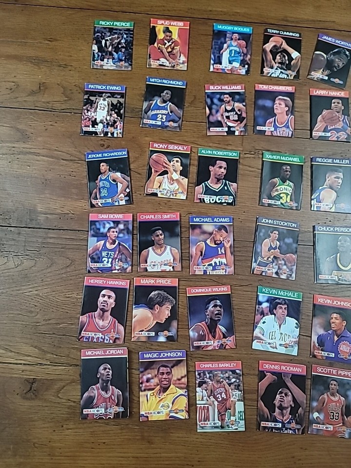 Lot Of 47 1990 NBA Hoops Collect a Books Cards Jordan Larry Bird Pippen ...