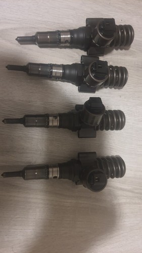 4x Injecteur 0414720404 INJECTEUR AUDI Volkswagen SKoDa Seat 2.0 TDi ...