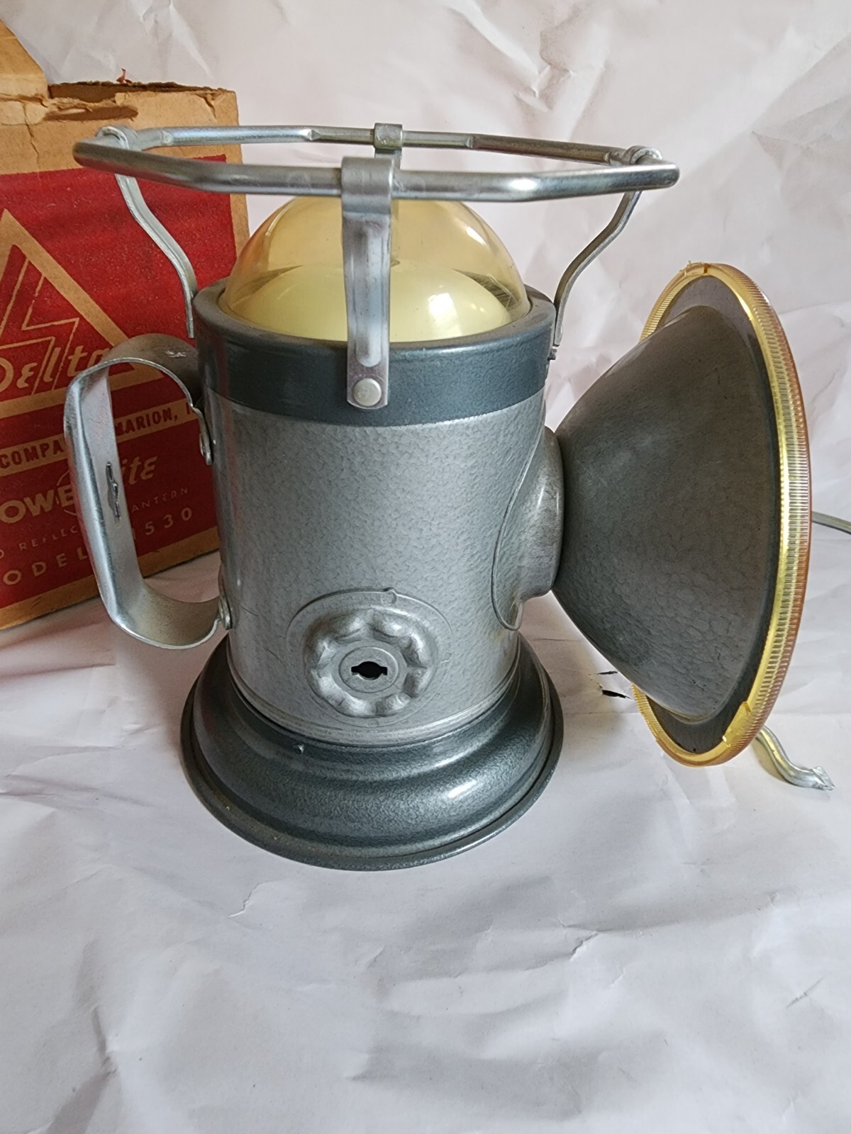 Antique Delta Powerlite battery powered lantern | eBay