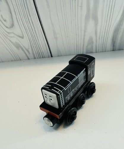 Thomas the Train & Friends Diesel Black Wooden Tank Engine Magnetic ...