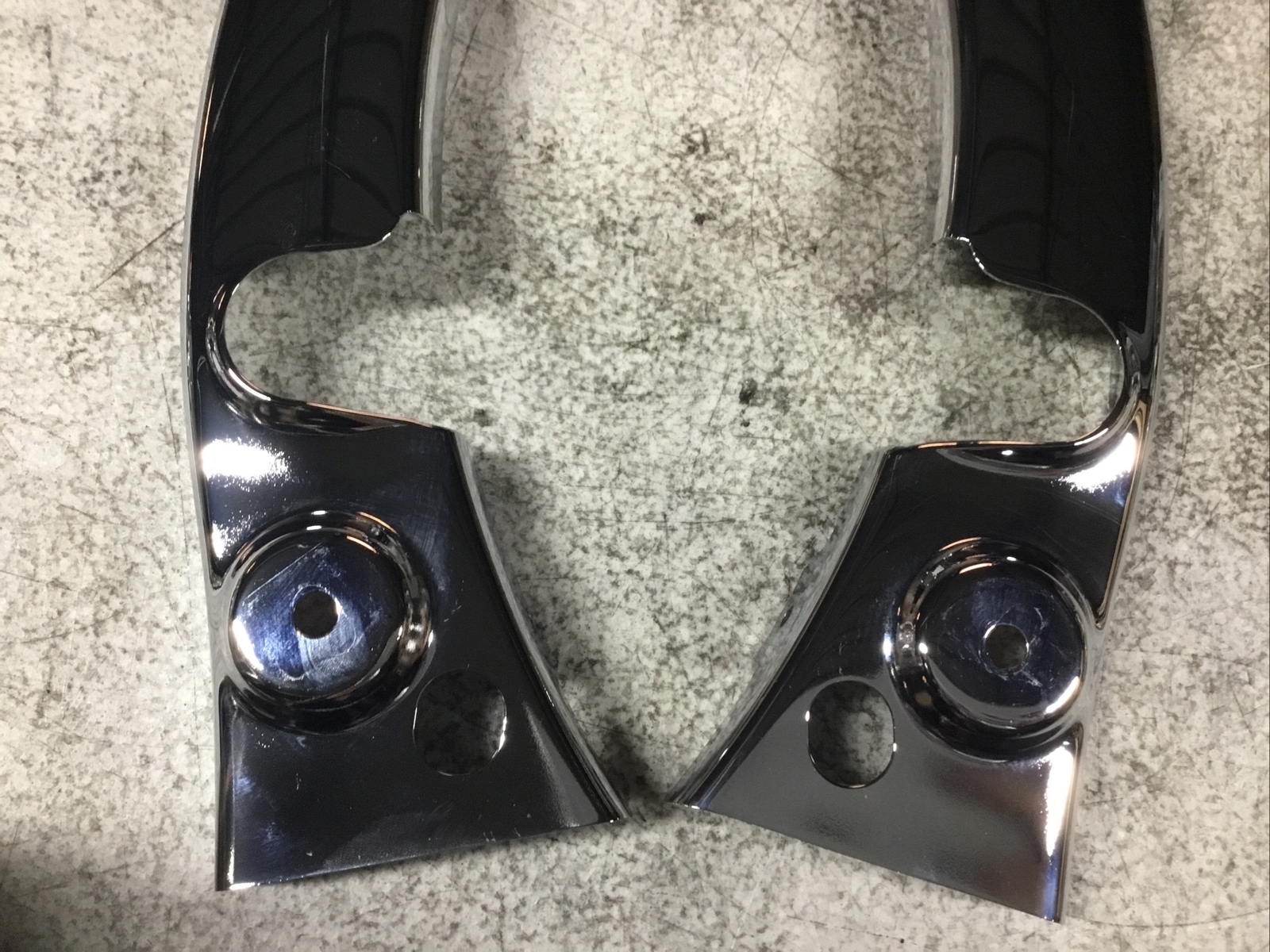 Harley Davidson OEM Chrome Rear Fender Strut Covers 09-Up FLH FLT ...