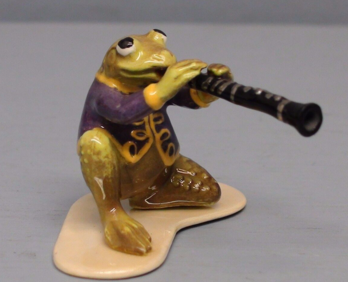 Retired Hagen Renaker Specialty Frog Playing Clarinet | eBay