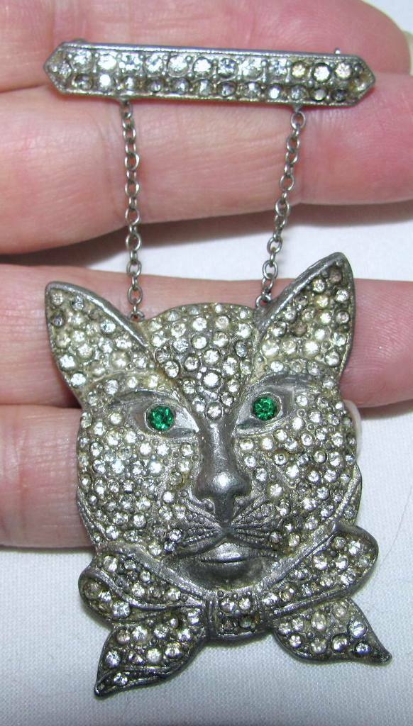 RAREST! HUGE ANTIQUE VICTORIAN EDWARDIAN CLEAR & EMERALD PASTE CAT FACE ...