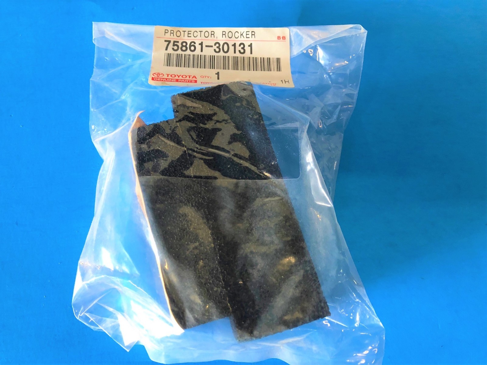 75861-30131 Toyota Protector rocker panel moulding no.1 7586130131 ...