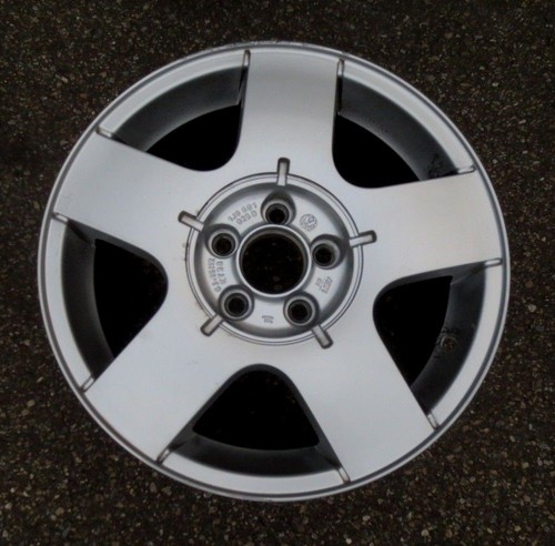 Alufelge für VW 4 / VW Beetle I New Beetle 6Jx15H2 5x100 ET38 ...
