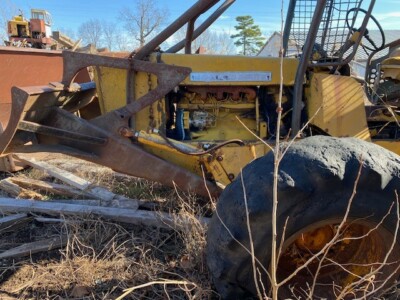 Equipment - John Deere 440