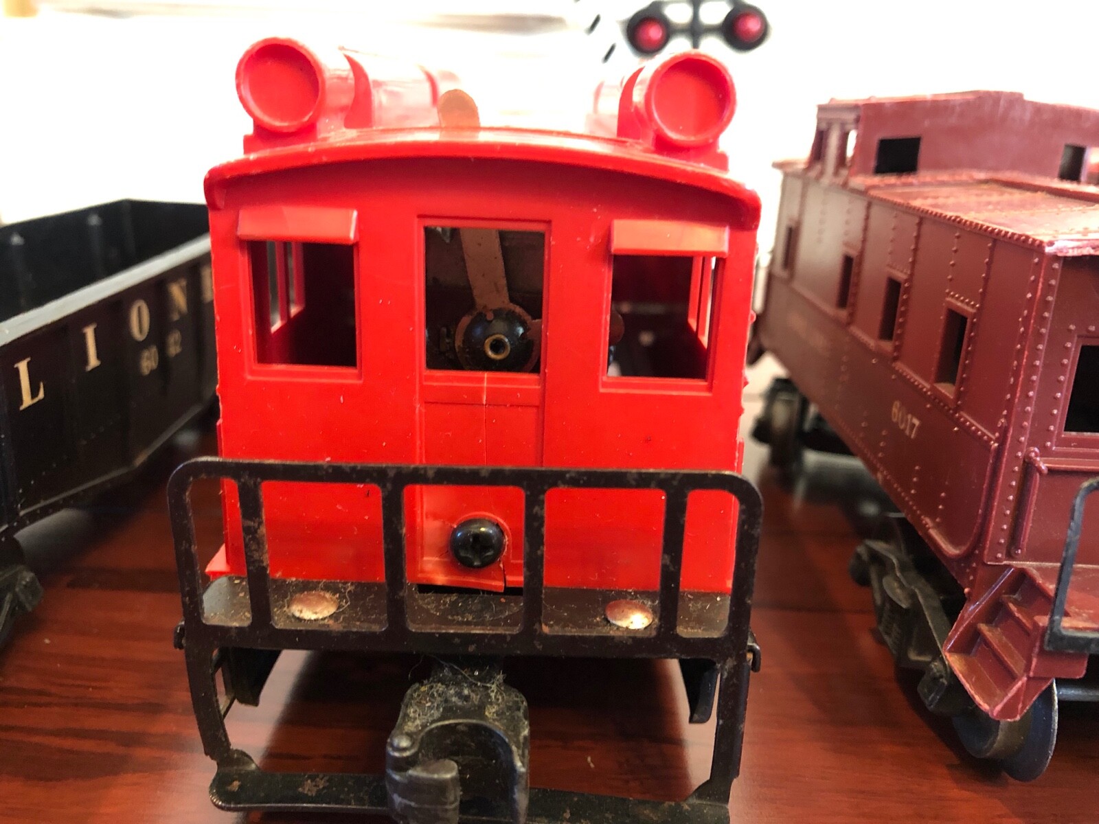 LIONEL Postwar Train LOT with 520 BOXCAB ELECTRIC MOTORIZED UNIT and ...