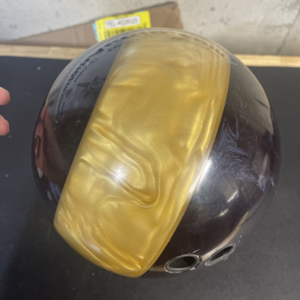 Brunswick Quantum Helix RH 15lb 9oz Single Drill Black & Gold Bowling ...